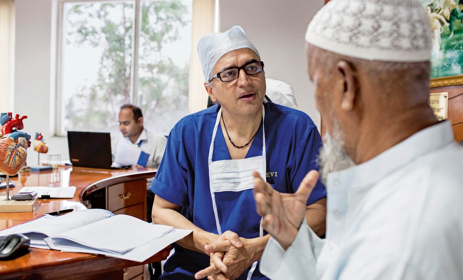 Smart surgery and low-cost health care in India | Roland Berger